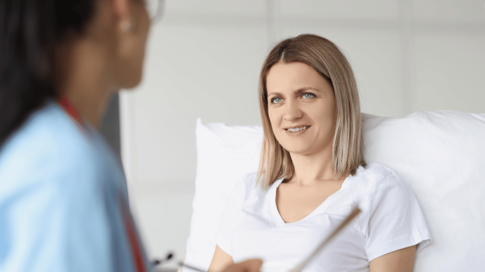 Convalescence après une augmentation mammaire : guide complet de la ...